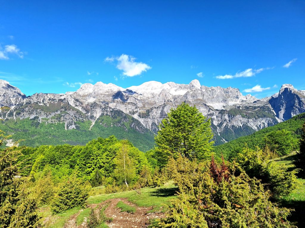 Trek Theth – Valbonë (Peaks of the Balkans) – L'aventuryne